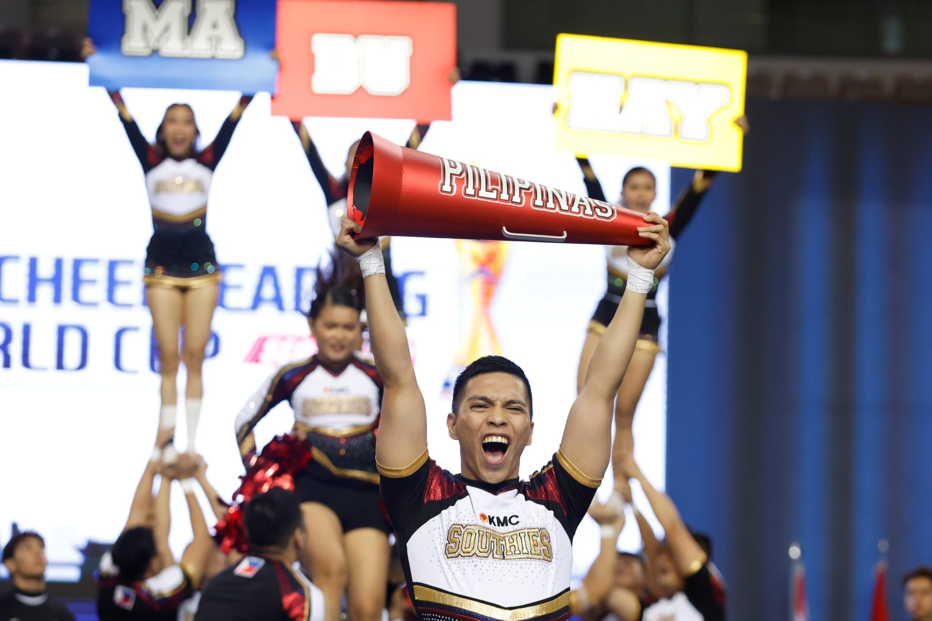 Philippines Hailed Cheerleading World Cup Champion | ManilaSociety.com