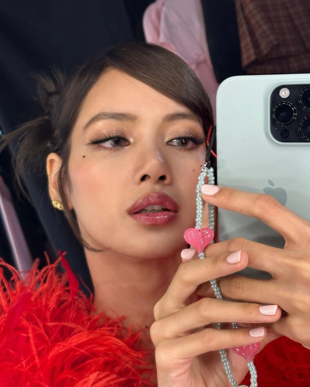 It’s A Thai! How Thai Makeup Recreates Asian and Western Beauty ...